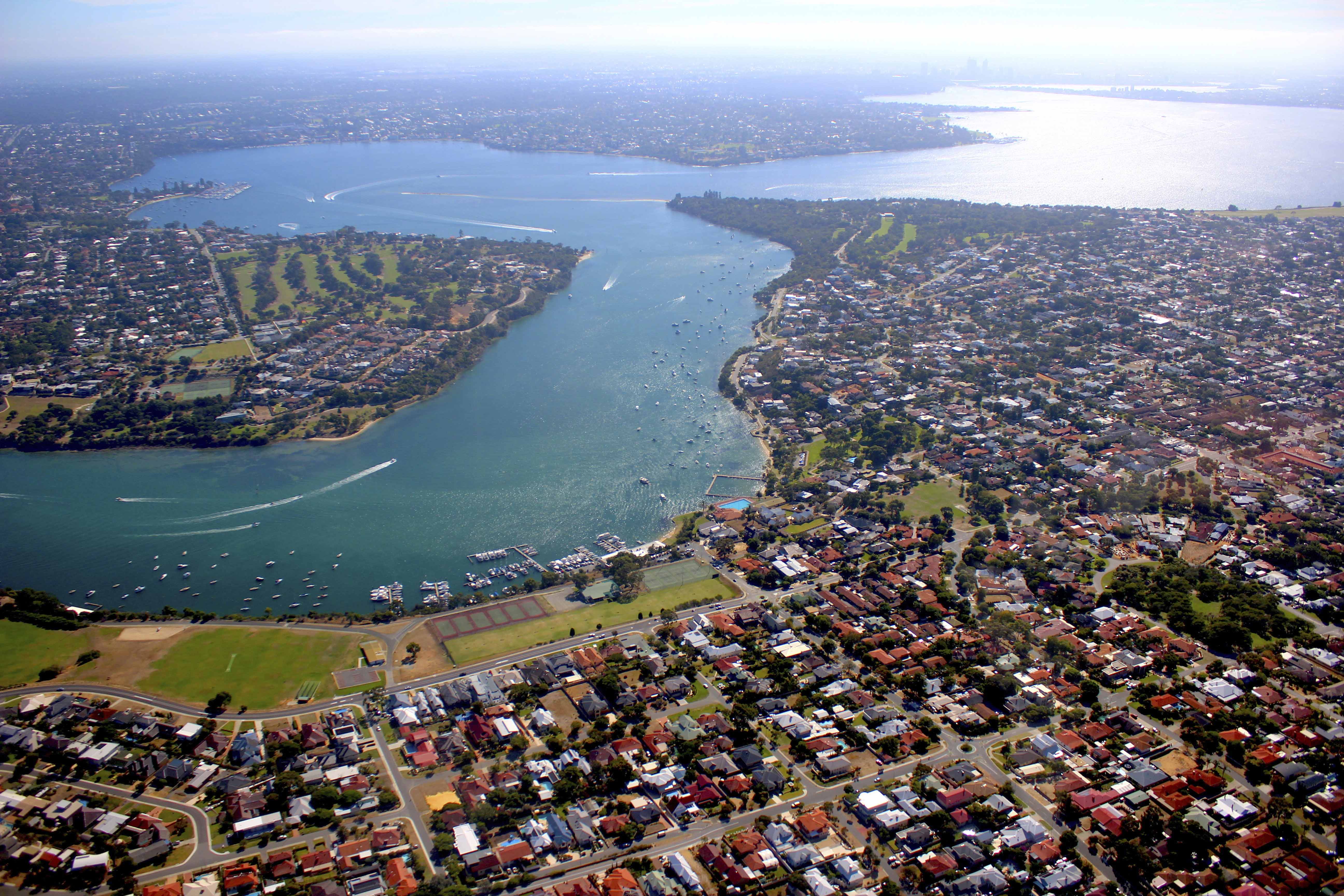English courses in Perth - Total Language Immersion | ESL