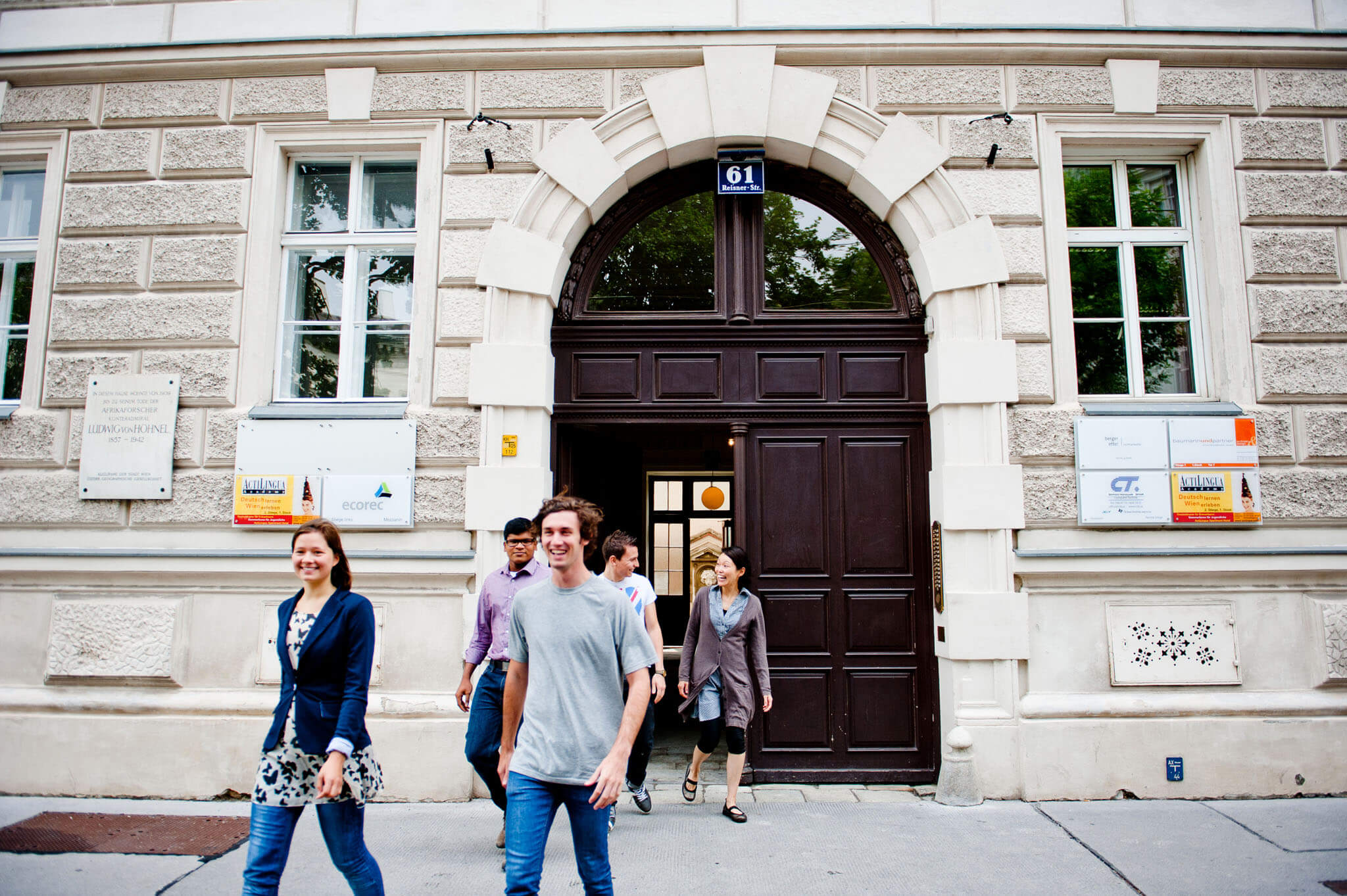 Learn German in Vienna - Language School Actilingua | ESL