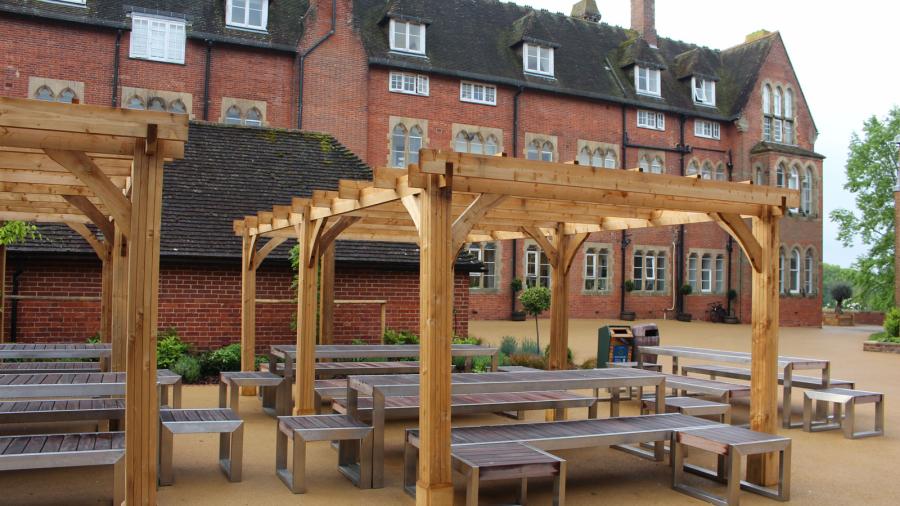 Summer Camps - Classes for Children and Teenagers Abroad: Ardingly ...